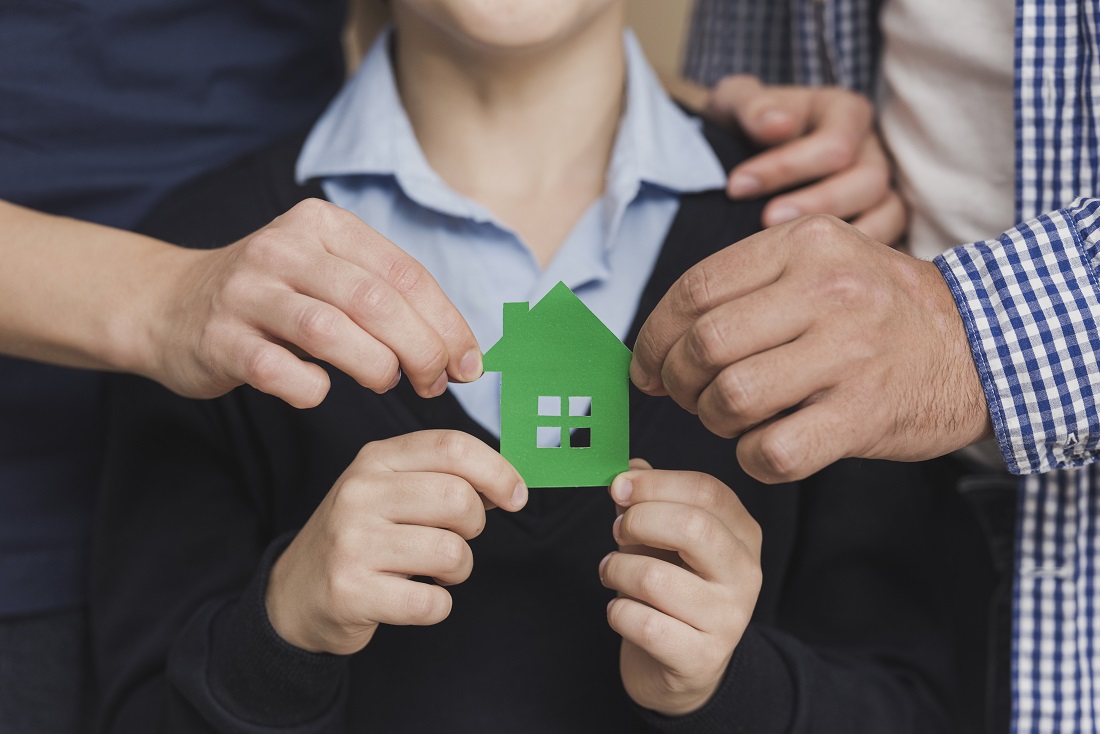 Tenant vs Resident: 5 Key Differences Explained