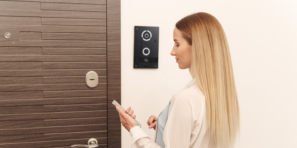 One Button Intercom Panel with Induction Loop & Status indicator