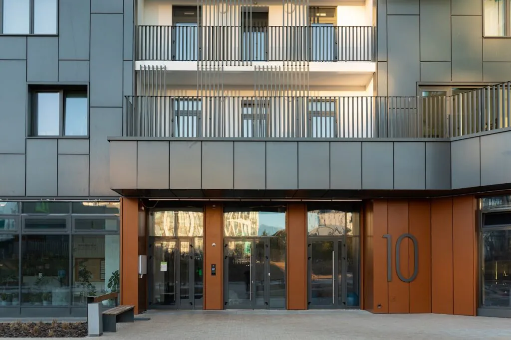 Crafting The Ideal Apartment Building Entrance Ideas Tips